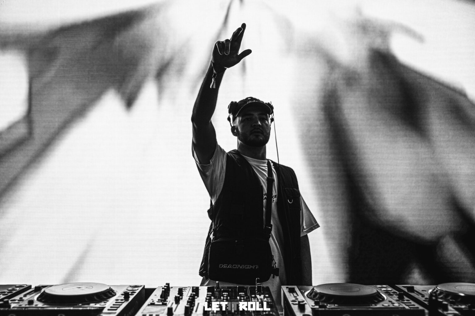 KANINE Interview + New Anthem 'KICKONS' on CRUCAST - EKM.CO Music Blog